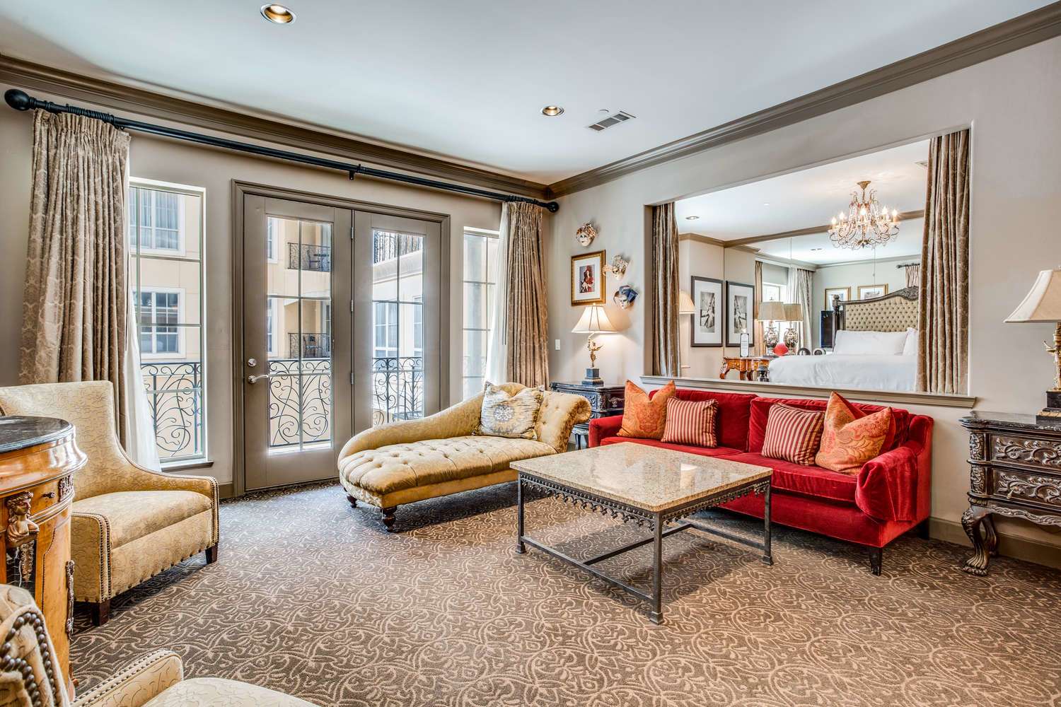 Rooms & Suites | Dallas - Hotel ZaZa