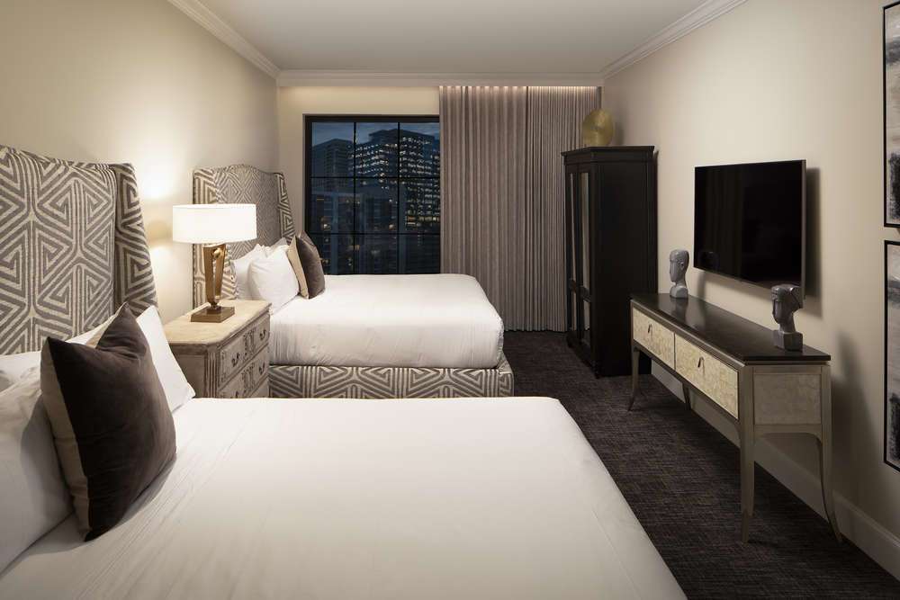 Balcony King - Rooms | Austin - Hotel ZaZa